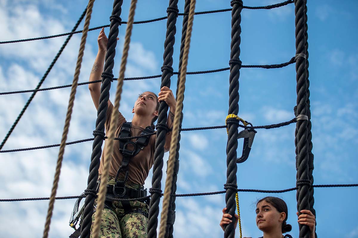 Exhibits - USS Constitution Museum