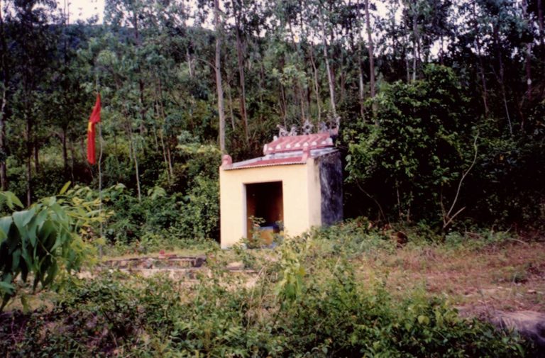 A Sailor's Grave in Vietnam - USS Constitution Museum