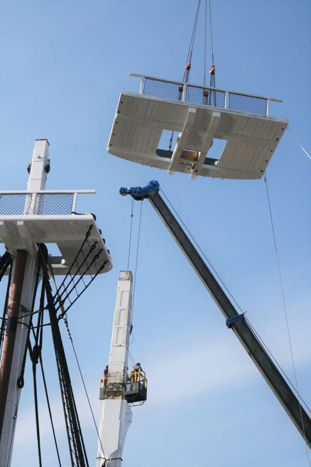 USS Constitution's Main Mast Rig Repairs - USS Constitution Museum